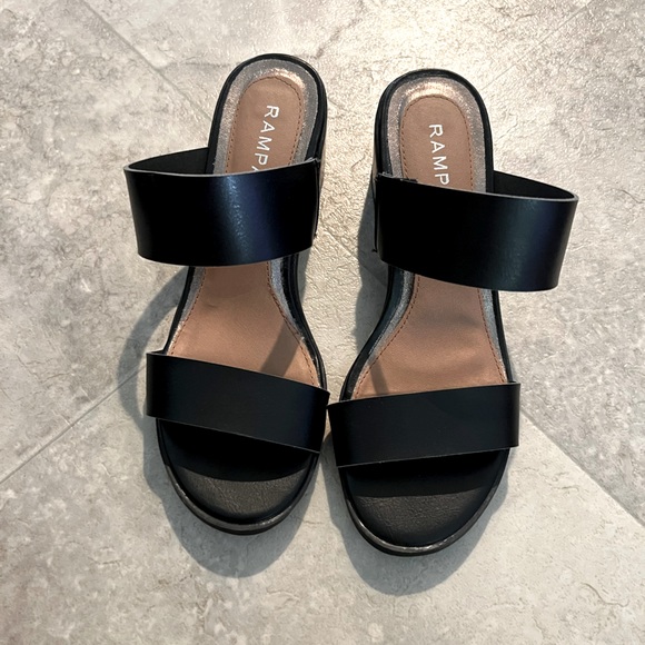 Rampage | Shoes | Rampage Black Strap Block Heel Sandals Size 75 | Poshmark